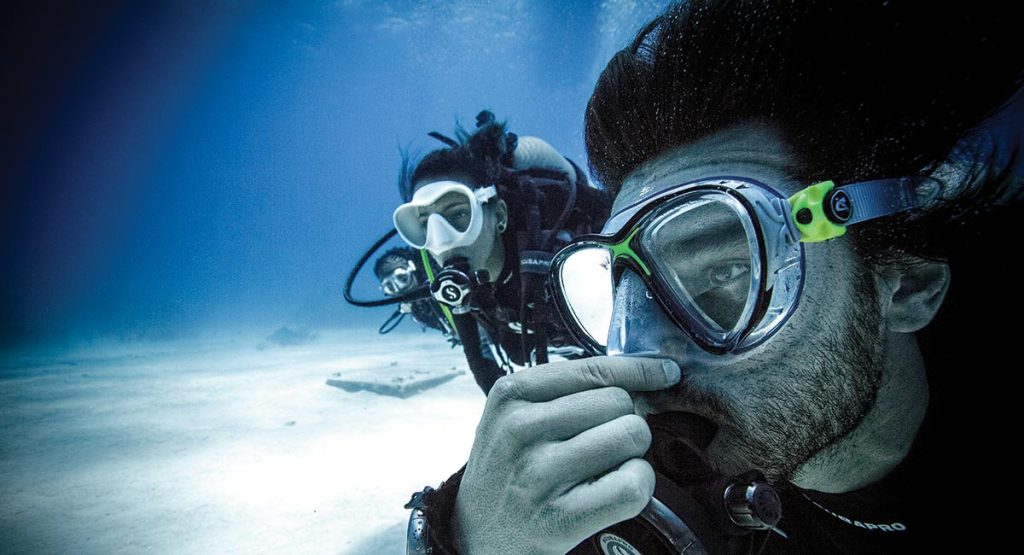 Exploring the Depths: A Complete Guide to the Rules of Scuba Diving ...